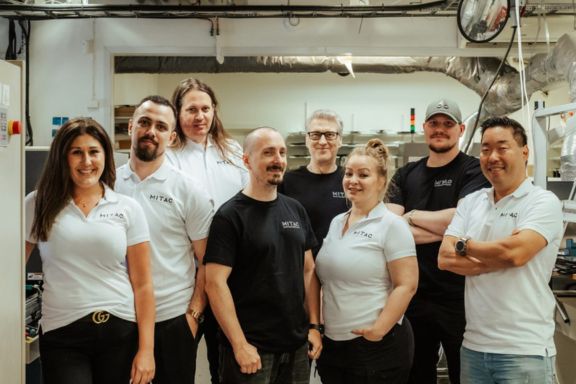 Kontakta oss – Mitac